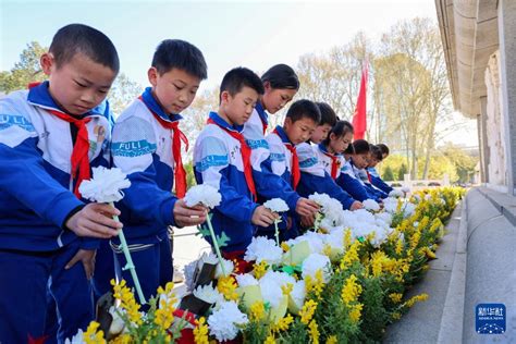 清明将至 缅怀先烈