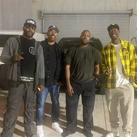 Ahmedthe Earsig Bigbizthegod 🇸🇴 On Twitter Kanye Had Naked Sushi At His Birthday Party And