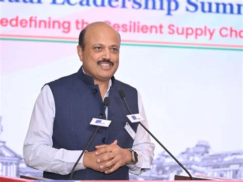 Rajesh Agrawal Meet Indias Chief Trade Negotiator Leading Talks With Us