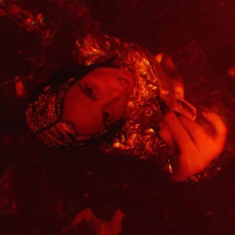 Mathilde Fernandez Mathilde Fernandez • Threads Say More