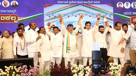 ರಾಜ್ಯ ಕಾಂಗ್ರೆಸ್ ಅಧ್ಯಕ್ಷರಾಗಿ ಮಂಜುನಾಥ್ ಪದಗ್ರಹಣ ಶಿಷ್ಯನಿಗೆ ಅಧಿಕಾರ ನೀಡಿದ ಡಿಕೆ ಶಿವಕುಮಾರ್ Hs