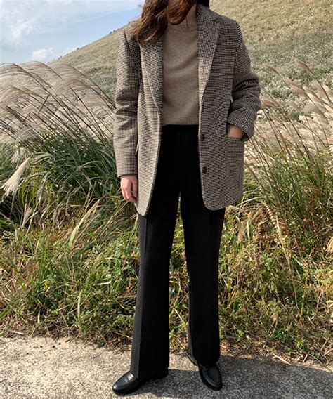 로렌하이 ☃️겨울자켓1만7천장 돌파 Made 모얼 하운드 체크 미디 자켓 1 Color