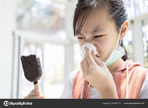 Puking Asian Telegraph