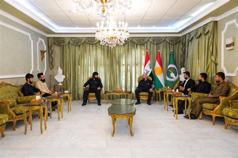 بافڵ جەلال تاڵەبانی پێشوازی لە خانەوادەی شەهید موراد کانی کوردەیی کرد Politic Press