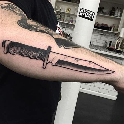 Scottmove • Instagram Photos And Videos Knife Tattoo Traditional