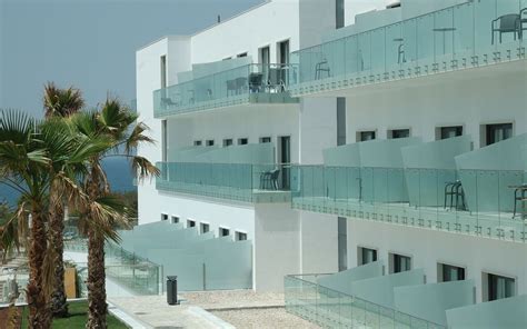 Modern Glass Railing Design For Balcony Ais Glasxperts
