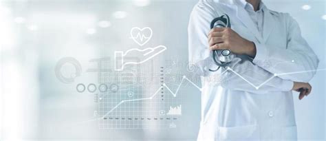 背景高清图片 医生手持听诊器背景有医疗图标和图表 医生手持听诊器背景有医疗图标和图表图片免费下载 5123745751 千图网pro