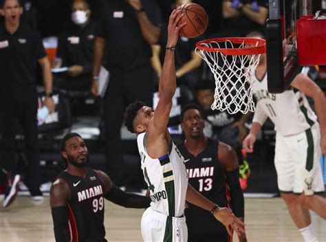 Le Top 10 Des Dunks De La Semaine Une Bulle De Posters • Basket Usa
