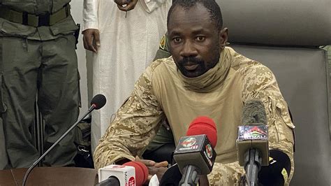 Mali La Cour Constitutionnelle Déclare Le Colonel Goïta Président De