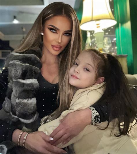 Bianca Dragusanu Imagine Induiosatoare Cu Fiica Sa Cat A Crescut