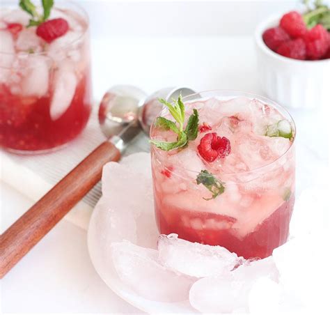 Raspberry Bourbon Smash Cocktail Xoxobella