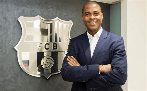 Barça Patrick Kluivert Glisse Deux Signatures En Attaque Pur Foot