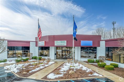 N64 W24801 Main St Sussex Wi 53089 Indian Creek Office Suites Loopnet