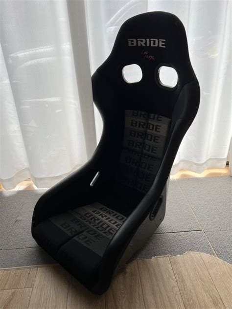 【傷や汚れあり】bride ブリッド フルバケットシート Zeta Iv グラデーションロゴ Frp製シルバーシェル Haz10 Zeta4の