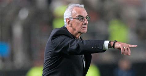 Universitario Jorge Fossati Descarta Que Edison Flores Esté Lesionado