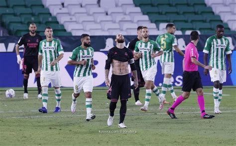 بيتيس يذكر ريال مدريد بخماسية برشلونة