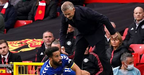 Solskjaer Worried Outmuscled Man Utd Still Struggling With Key