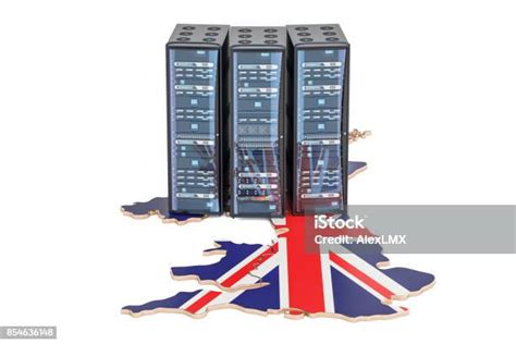 영국 개념 3d 렌더링에 고립 된 흰색 배경에서에서 데이터 센터 서버 랙 0명에 대한 스톡 사진 및 기타 이미지 0명 3차원 형태 기 Istock