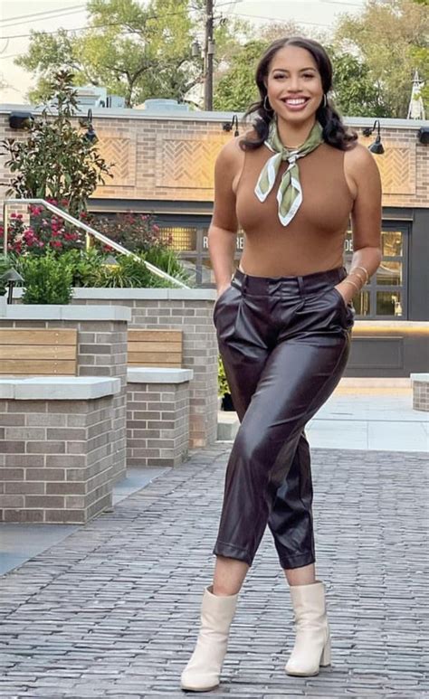 Lauren Scott Rukcelebsboots