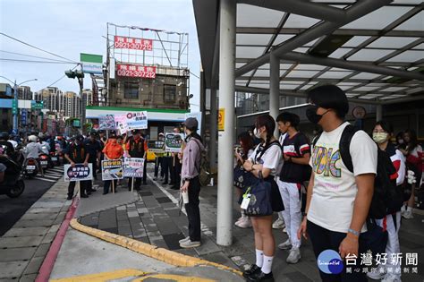 楊梅分局交通安全月宣導 加深駕駛與行人守法觀念