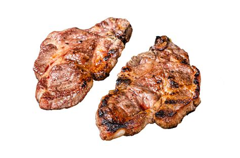 구운 돼지 고기 스테이크 그릴 팬에 목살 고립된 흰색 배경입니다 고기에 대한 스톡 사진 및 기타 이미지 고기 굽기 스테이크 Istock