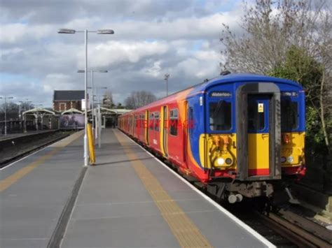Photo Class 455 455732 At Hampton Court 22 02 14 £1 60 Picclick Uk