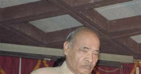 Pv Narasimha Rao Bday राजनीति छोड़ते समय पीएम कैसे बन गए पीवी