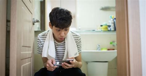 변기에 앉아있는 시간 15분 이내로 왜