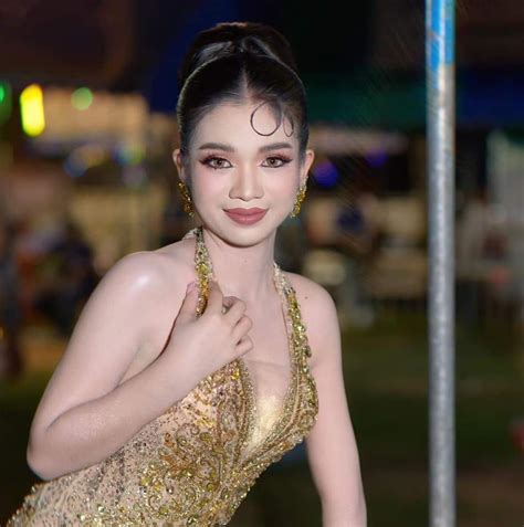 เกืoบจะสวยอยู่แล้ว 🤣🤣 อิหล่าขี้ดื้อ น่ารัก อุ๋งอิ๋ง สาวน้อย