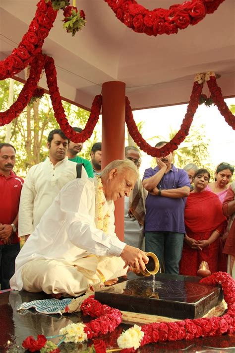 An Ode To The Devi The Satsang Foundation