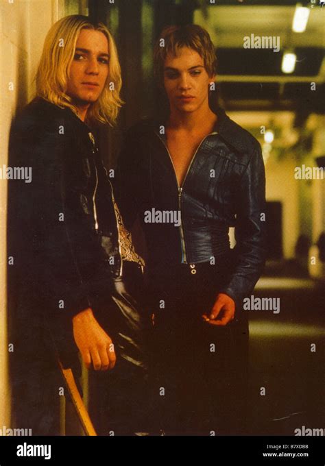 Ewan Mcgregor Christian Bale Velvet Goldmine