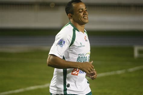 Aleílson do Paragominas marca dois e é o novo líder do Artilheiro do