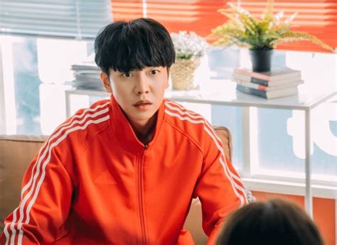 10位「影視歌三棲」韓星！李俊昊憑《衣袖》逆襲，朴寶劍演而優則唱，iu秀智發展最好！ Beauty美人圈