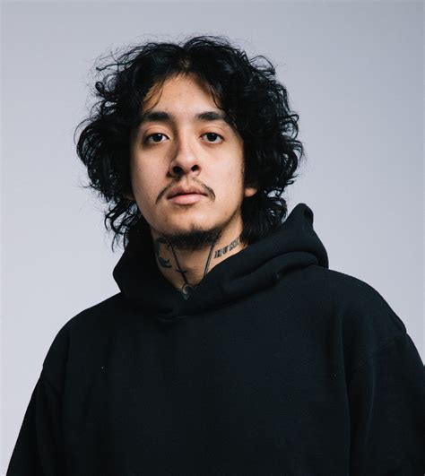 Cuco Anuncia El Ep Hitchhiker