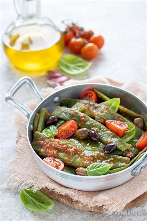 Taccole In Padella Con Pomodori E Olive Gustose E Semplicissime