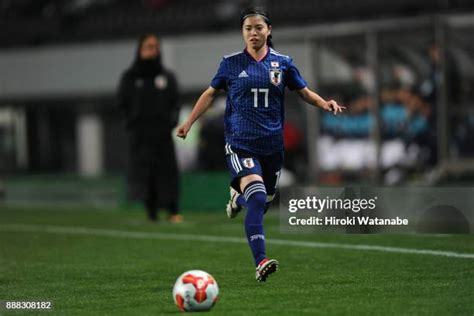 Yui Watanabe Photos And Premium High Res Pictures Getty Images