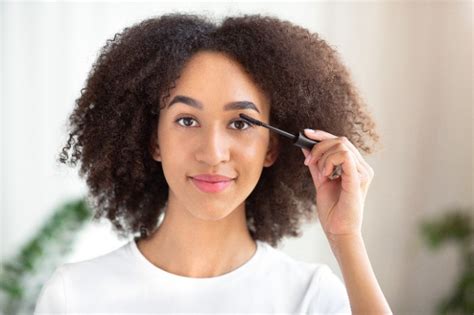 How To Safely Remove Eyelash Extensions At Home Wealthy Hair