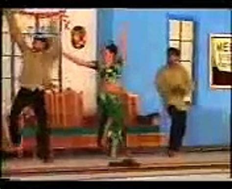 Zara Akbar Dance
