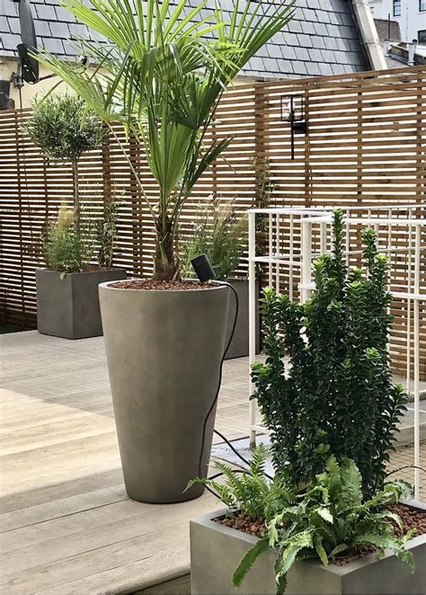 Enclave Conical 800 H80cm Large Mid Grey Conical Grp Garden Planter