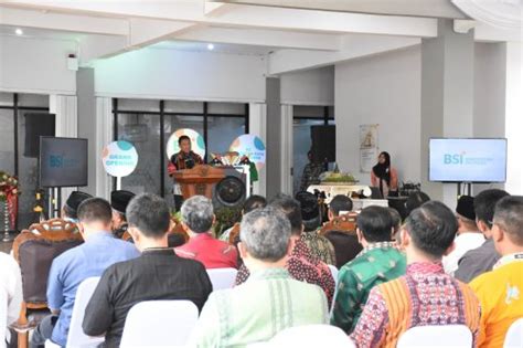 Setda Prov Kalteng Wagub Edy Pratowo Resmikan Bank Syariah Indonesia