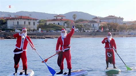 Livorno Babbo Natale Viene Anche Dal Mare Video Il Tirreno