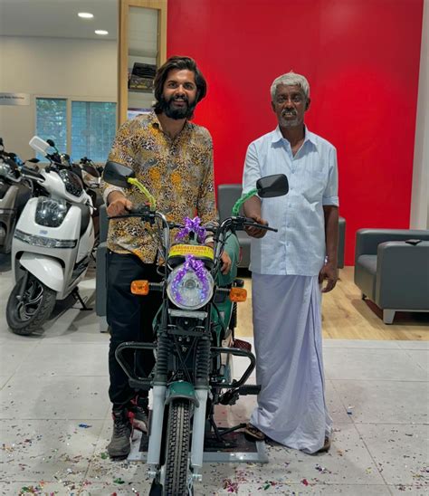 Prashanth Práshú Shopping Ki Povalla Dabbulu Ivvu 😆😆 With Sree