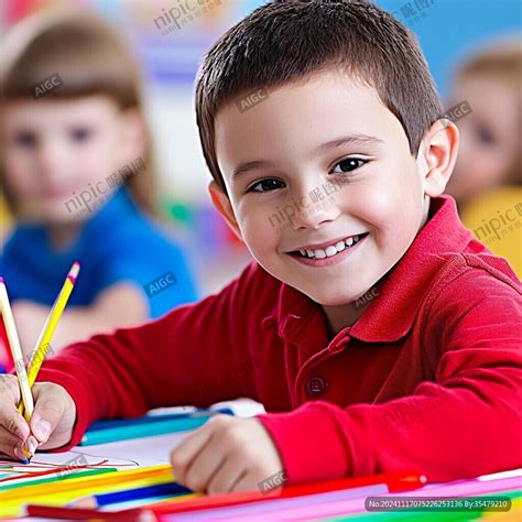 Ai创作图少儿幼儿启蒙教育 早教学前教育 幼童早期教育 儿童早教班 华德福幼儿教育 儿童教育培训 少儿教育培训 学生幼儿园 认真写字的小孩 幼儿启蒙教育 儿童启蒙教育 儿童欢乐学堂 早教培训