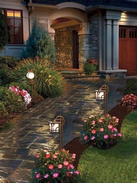 60 Adorable Front Yard Lighting Ideas For Your Summer Night Vibe
