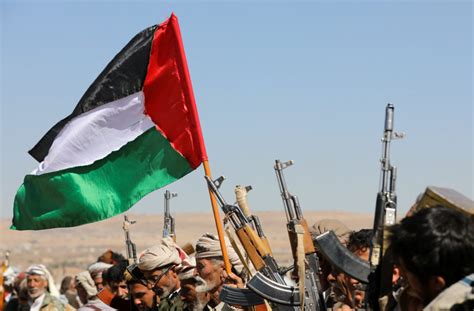 Houthi Rebels Strike A U S Owned Ship Off The Coast Of Yemen In The