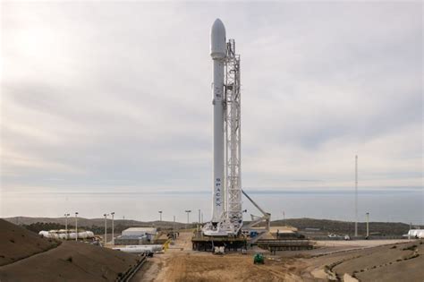 Spacex Aborts Starlink Launch At Last Second Delays Falcon Heavy