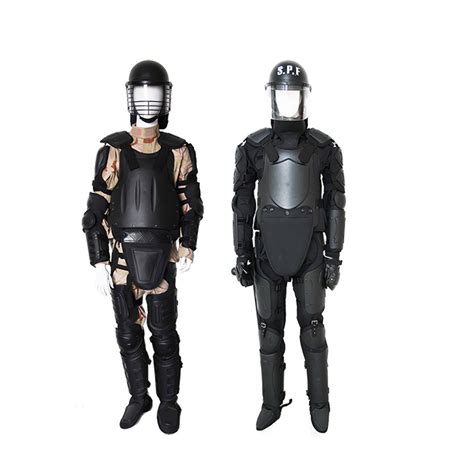 厂家防暴服 黑色阻燃硬质防爆盔甲单兵防护组件战术防暴服 现货 阿里巴巴