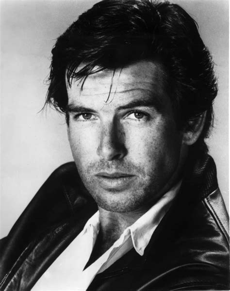 27 Photos Of Pierce Brosnan When He Was Young