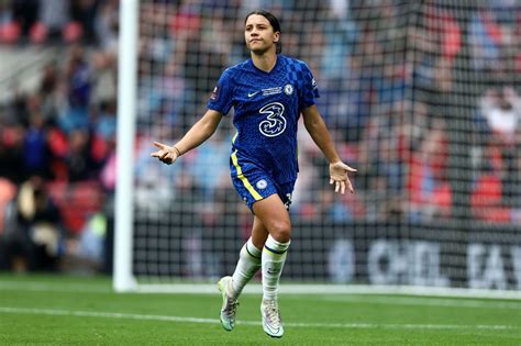 Sam Kerr Wallpapers Top Free Sam Kerr Backgrounds Wallpaperaccess