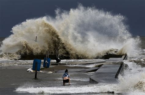 Deadly Tropical Storm Cindy Makes Landfall In Louisiana Nbc News